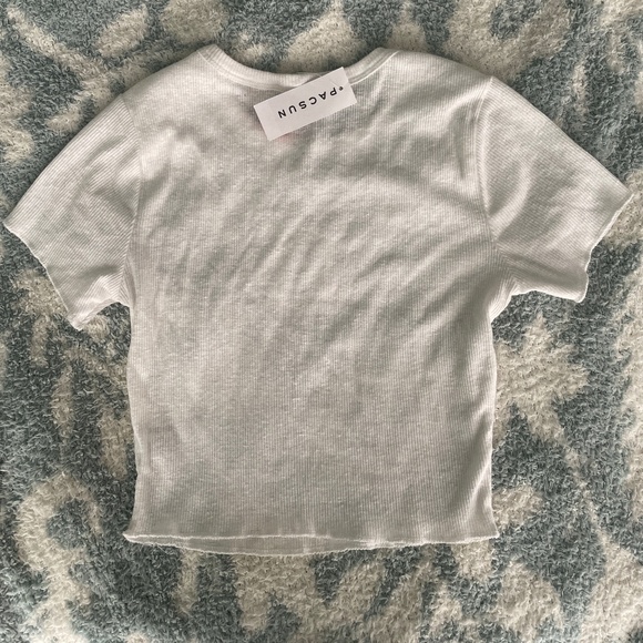 PacSun | Tops | Plain White Tee | Poshmark